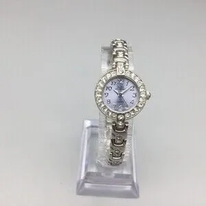 Gloria Vanderbilt | Accessories | Gloria Vanderbilt Watch Women 22mm ...